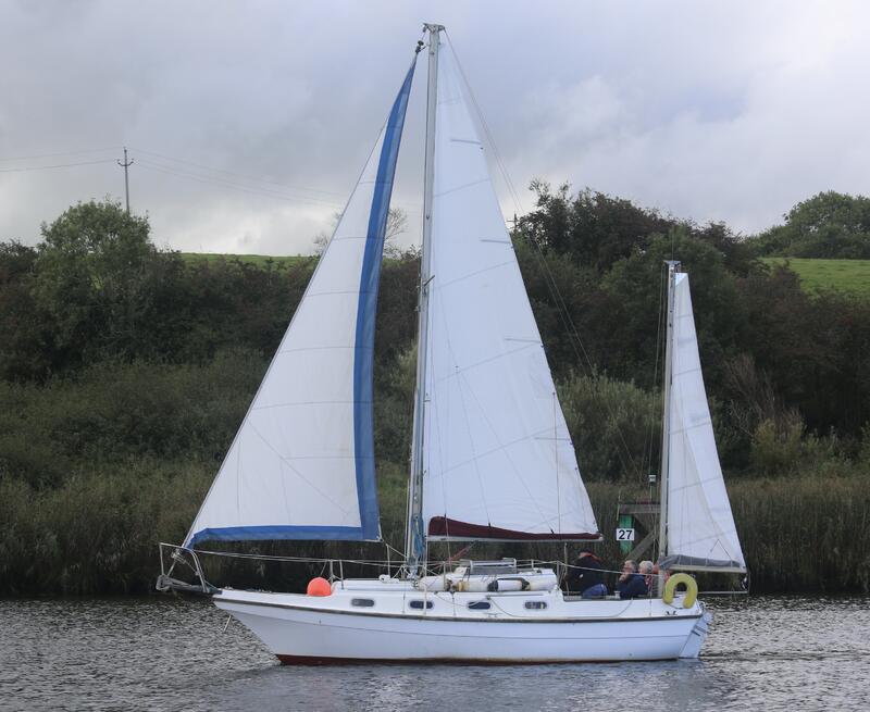 Halcyon 26 for sale UK, Halcyon boats for sale, Halcyon used boat sales ...