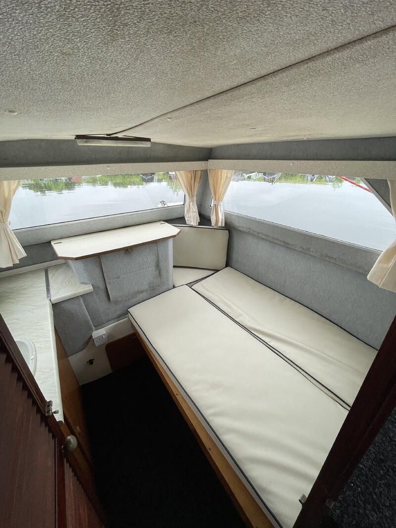 Viking Cruisers 26 CC Hi Line for sale UK, Viking Cruisers boats for ...