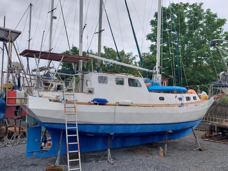 Bruce Roberts Spray 36 for sale UK, Bruce Roberts boats for sale, Bruce ...