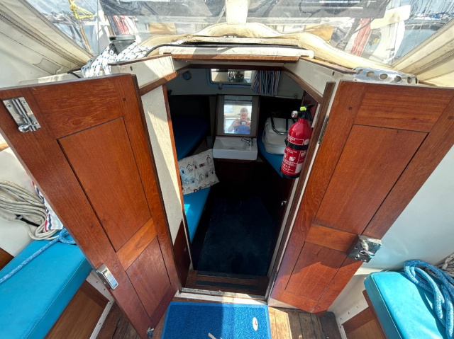 Nicholson 38 for sale UK, Nicholson boats for sale, Nicholson used boat ...