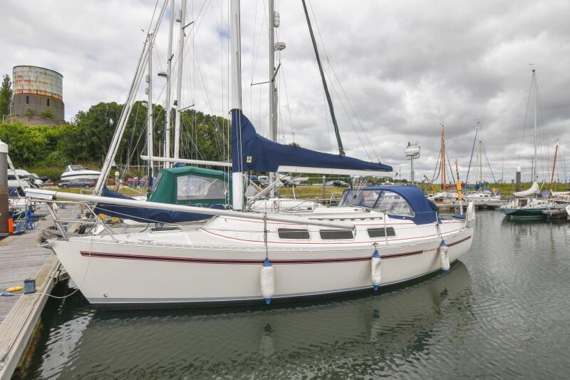 Freedom 33 for sale UK, Freedom boats for sale, Freedom used boat sales ...