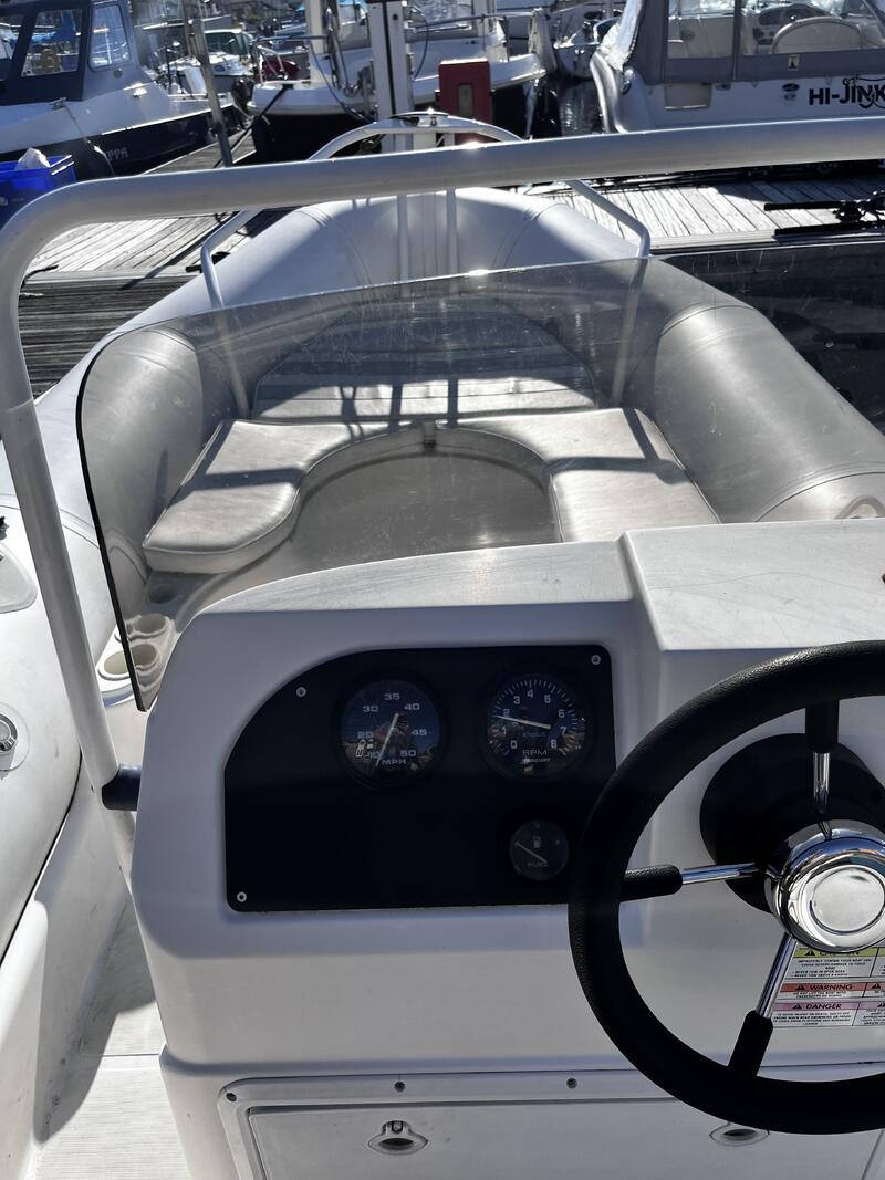 Zodiac Yachtline 480DL for sale UK, Zodiac boats for sale, Zodiac used ...