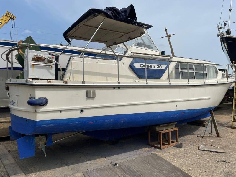 Broom Ocean 30 for sale London, Broom boats for sale, Broom used boat ...