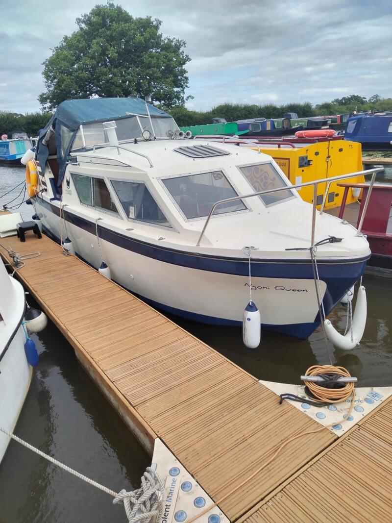 Viking Cruisers 26 CC Hi Line for sale UK, Viking Cruisers boats for ...