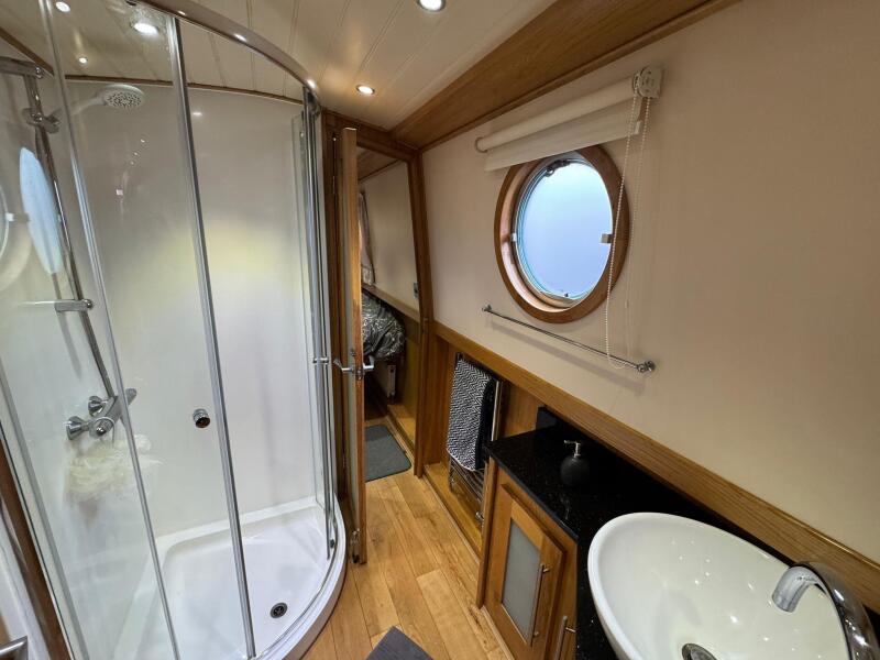 Collingwood 57 Cruiser Stern for sale UK, Collingwood boats for sale ...